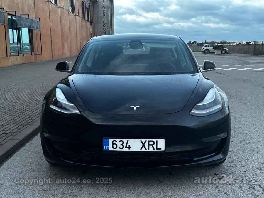 Melns Tesla Model 3 2019 Tallina, ar dzinēja tilpumu 0.00 L un nobraukumu 92 tūkst. km par 20900 €, foto 8 vietnē AUTOMOTO.COM.LV