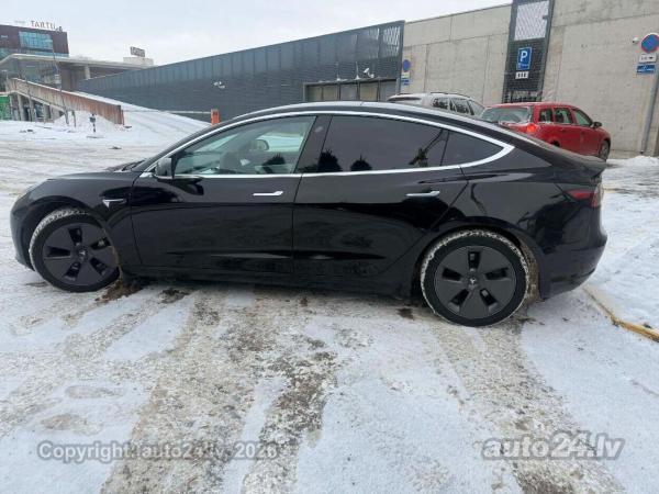 Melns Tesla Model 3 2019 Tallina, ar dzinēja tilpumu 0.00 L un nobraukumu 132 tūkst. km par 18500 €, foto 8 vietnē AUTOMOTO.COM.LV