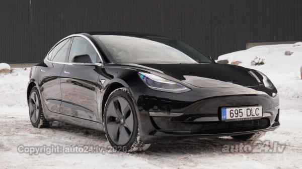 Black Tesla Model 3 2019 in Tallinn, with an engine capacity of 0.00 L and mileage of 106 thousand km for 23500 €, photo 4 on AUTOMOTO.COM.LV