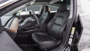 Black Tesla Model 3 2019 in Tallinn, with an engine capacity of 0.00 L and mileage of 106 thousand km for 23500 €, photo 16 on AUTOMOTO.COM.LV