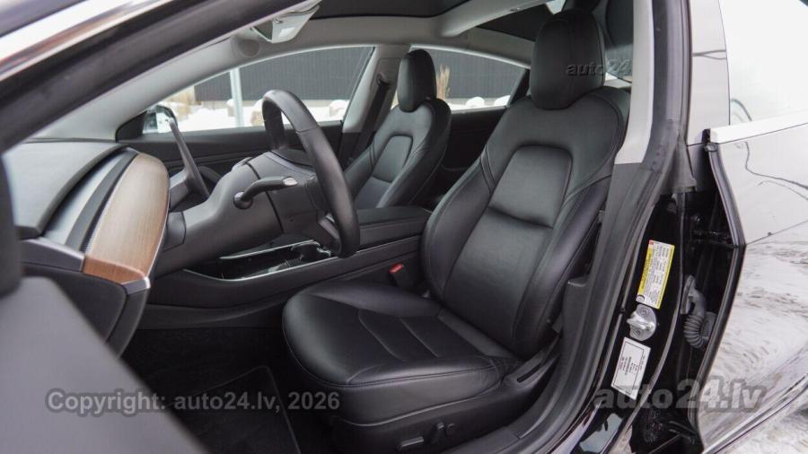 Black Tesla Model 3 2019 in Tallinn, with an engine capacity of 0.00 L and mileage of 106 thousand km for 23500 €, photo 16 on AUTOMOTO.COM.LV