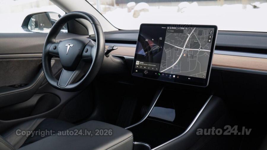 Black Tesla Model 3 2019 in Tallinn, with an engine capacity of 0.00 L and mileage of 106 thousand km for 23500 €, photo 19 on AUTOMOTO.COM.LV