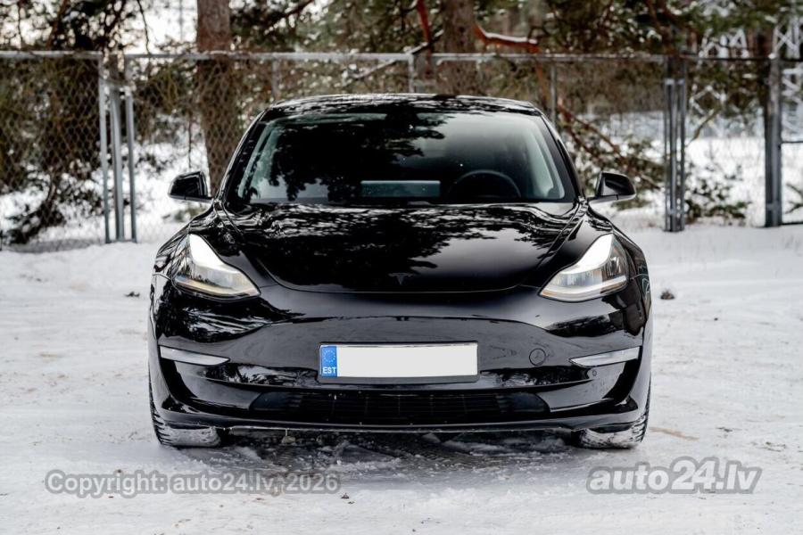 Melns Tesla Model 3 2019 Pērnava, ar dzinēja tilpumu 0.00 L un nobraukumu 133 tūkst. km par 22900 €, foto 3 vietnē AUTOMOTO.COM.LV
