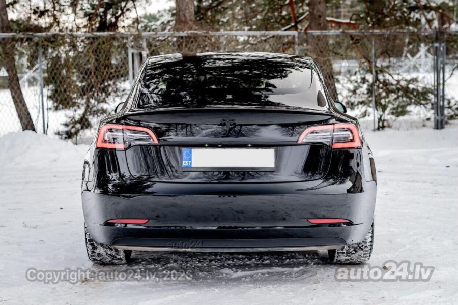 Melns Tesla Model 3 2019 Pērnava, ar dzinēja tilpumu 0.00 L un nobraukumu 133 tūkst. km par 22900 €, foto 7 vietnē AUTOMOTO.COM.LV
