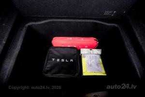 Melns Tesla Model 3 2019 Pērnava, ar dzinēja tilpumu 0.00 L un nobraukumu 133 tūkst. km par 22900 €, foto 30 vietnē AUTOMOTO.COM.LV