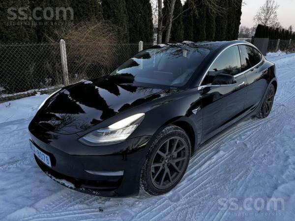 Black Tesla Model 3 2019 in Valmiera, with an engine capacity of 0.00 L and mileage of 153 thousand km for 19800 €, photo 1 on AUTOMOTO.COM.LV