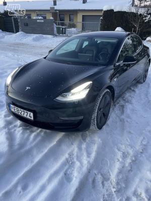 Melns Tesla Model 3 2019 Viļņa, ar dzinēja tilpumu 0.00 L un nobraukumu 257 tūkst. km par 16500 €, foto 2 vietnē AUTOMOTO.COM.LV
