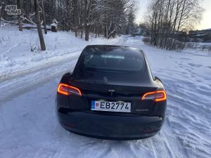 Melns Tesla Model 3 2019 Viļņa, ar dzinēja tilpumu 0.00 L un nobraukumu 257 tūkst. km par 16500 €, foto 4 vietnē AUTOMOTO.COM.LV