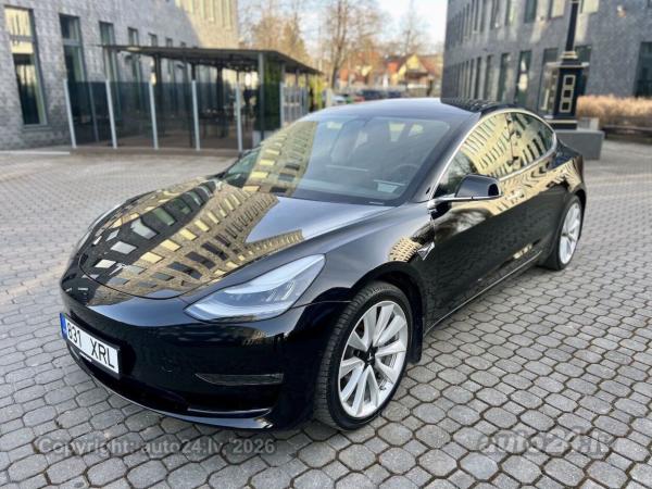 Melns Tesla Model 3 2019 Tallina, ar dzinēja tilpumu 0.00 L un nobraukumu 106 tūkst. km par 23999 €, foto 1 vietnē AUTOMOTO.COM.LV