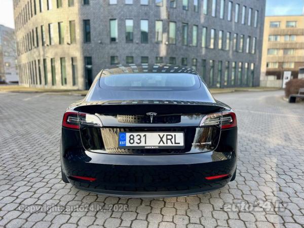 Melns Tesla Model 3 2019 Tallina, ar dzinēja tilpumu 0.00 L un nobraukumu 106 tūkst. km par 23999 €, foto 6 vietnē AUTOMOTO.COM.LV