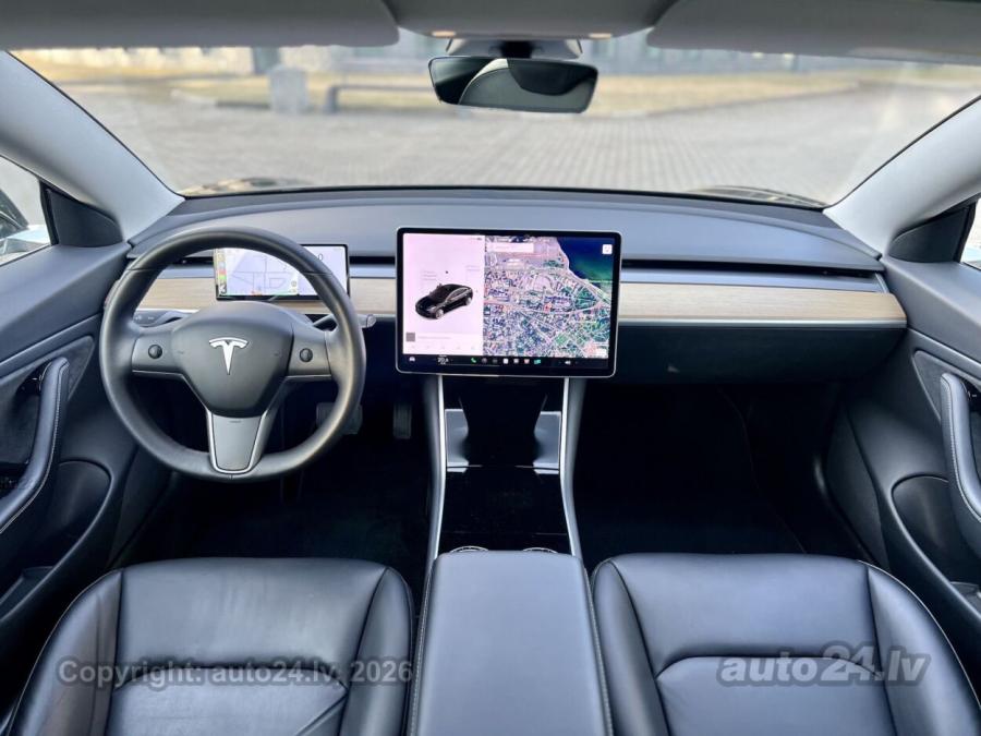 Black Tesla Model 3 2019 in Tallinn, with an engine capacity of 0.00 L and mileage of 106 thousand km for 23999 €, photo 13 on AUTOMOTO.COM.LV