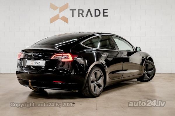 Melns Tesla Model 3 2019 Pērnava, ar dzinēja tilpumu 0.00 L un nobraukumu 242 tūkst. km par 15890 €, foto 6 vietnē AUTOMOTO.COM.LV