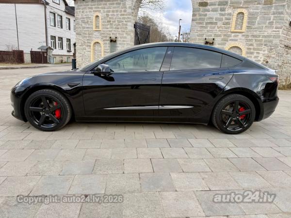 Melns Tesla Model 3 2019 Tallina, ar dzinēja tilpumu 0.00 L un nobraukumu 180 tūkst. km par 16000 €, foto 5 vietnē AUTOMOTO.COM.LV