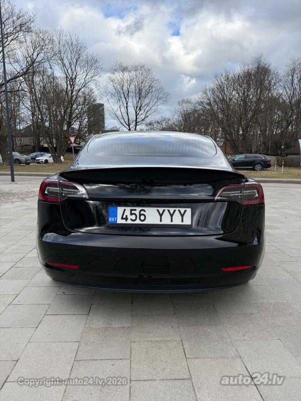 Melns Tesla Model 3 2019 Tallina, ar dzinēja tilpumu 0.00 L un nobraukumu 180 tūkst. km par 16000 €, foto 6 vietnē AUTOMOTO.COM.LV