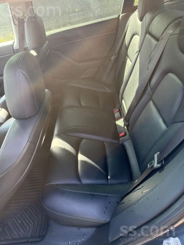 Melns Tesla Model 3 2019 Rīga, ar dzinēja tilpumu 0.00 L un nobraukumu 194 tūkst. km par 14500 €, foto 7 vietnē AUTOMOTO.COM.LV