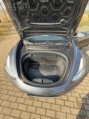 Melns Tesla Model 3 2019 Rīga, ar dzinēja tilpumu 0.00 L un nobraukumu 194 tūkst. km par 14500 €, foto 10 vietnē AUTOMOTO.COM.LV