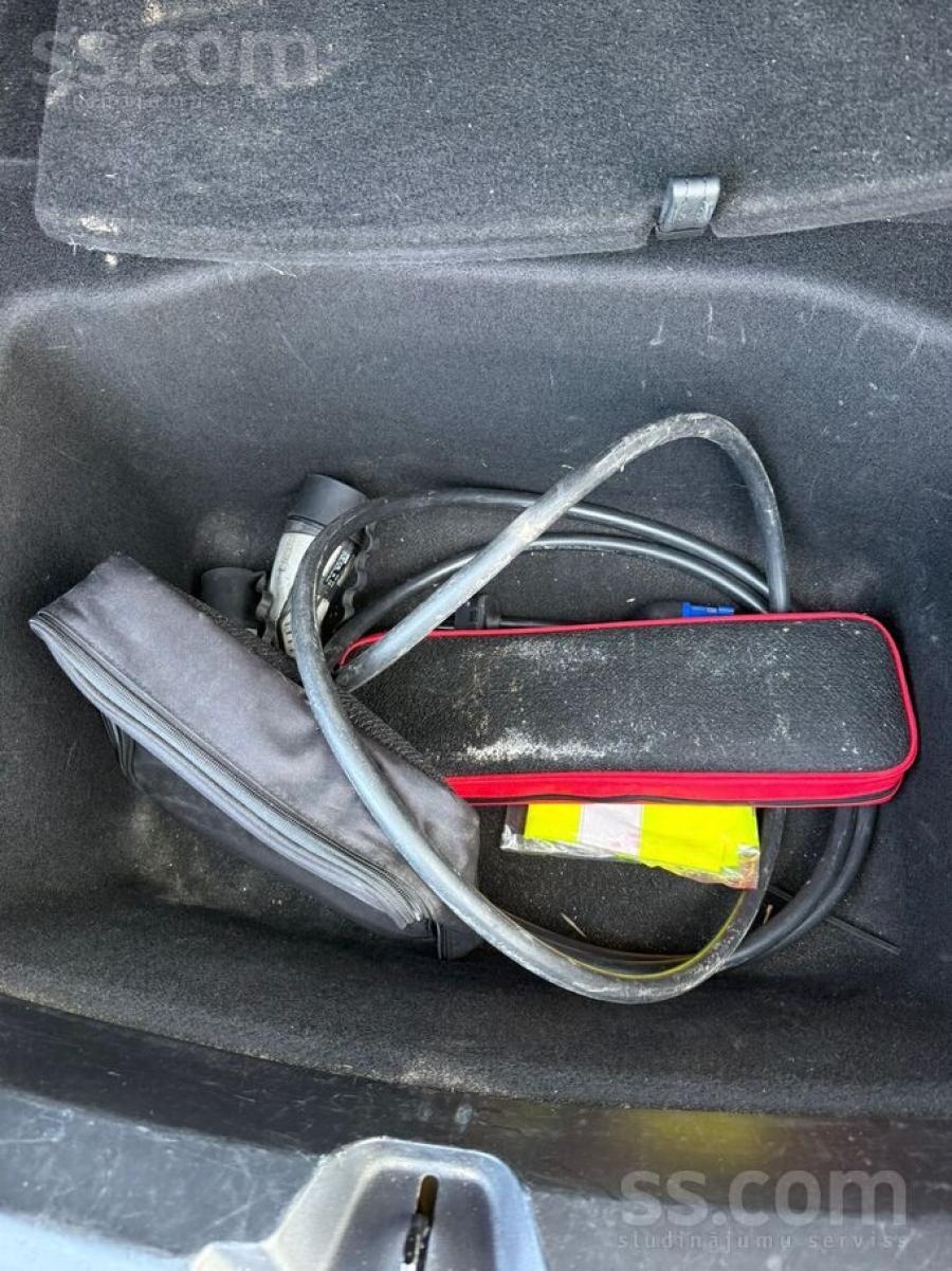 Melns Tesla Model 3 2019 Rīga, ar dzinēja tilpumu 0.00 L un nobraukumu 194 tūkst. km par 14500 €, foto 12 vietnē AUTOMOTO.COM.LV