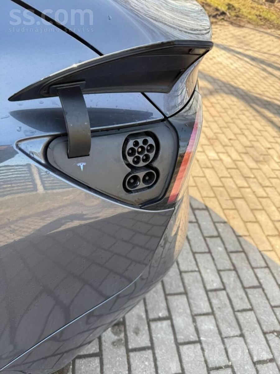 Melns Tesla Model 3 2019 Rīga, ar dzinēja tilpumu 0.00 L un nobraukumu 194 tūkst. km par 14500 €, foto 13 vietnē AUTOMOTO.COM.LV
