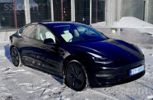Черный Тесла Модель 3 2019 в Рига, объемом двигателя 0.00 л и пробегом 240 тыс. км за 13900 €, фото  на AUTOMOTO.COM.LV