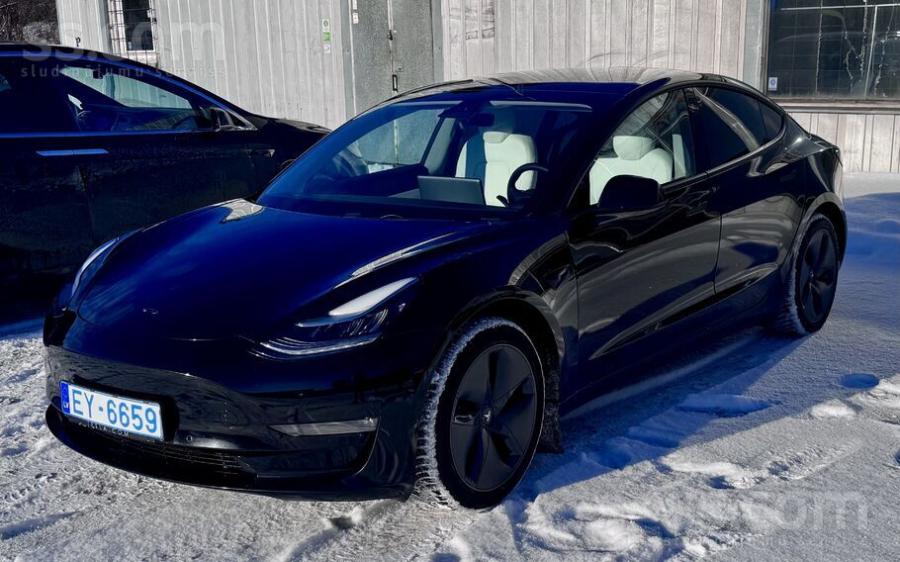 Melns Tesla Model 3 2019 Rīga, ar dzinēja tilpumu 0.00 L un nobraukumu 240 tūkst. km par 13900 €, foto 3 vietnē AUTOMOTO.COM.LV