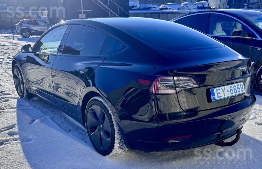 Melns Tesla Model 3 2019 Rīga, ar dzinēja tilpumu 0.00 L un nobraukumu 240 tūkst. km par 13900 €, foto 4 vietnē AUTOMOTO.COM.LV