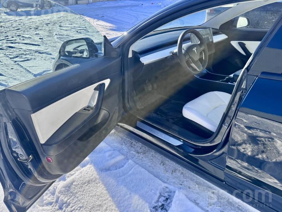 Melns Tesla Model 3 2019 Rīga, ar dzinēja tilpumu 0.00 L un nobraukumu 240 tūkst. km par 13900 €, foto 7 vietnē AUTOMOTO.COM.LV