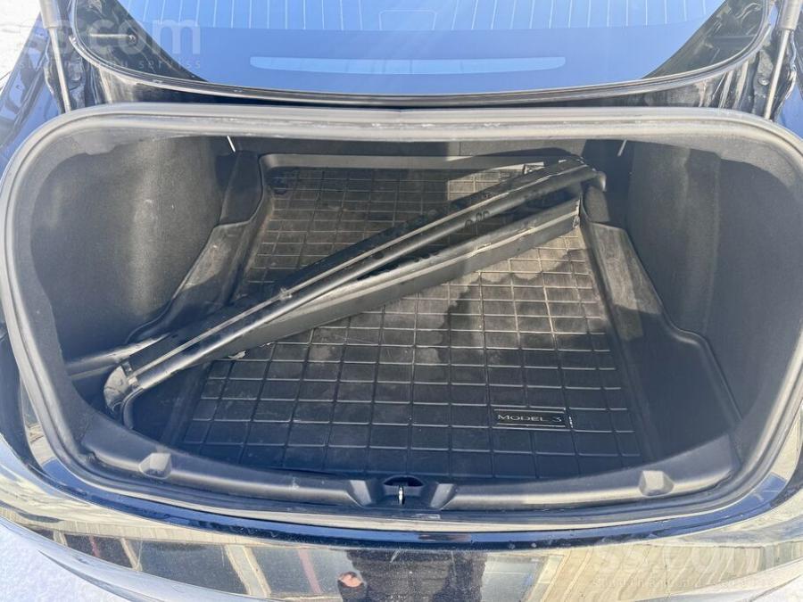 Melns Tesla Model 3 2019 Rīga, ar dzinēja tilpumu 0.00 L un nobraukumu 240 tūkst. km par 13900 €, foto 16 vietnē AUTOMOTO.COM.LV