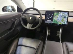 Melns Tesla Model 3 2019 Rīga, ar dzinēja tilpumu 0.00 L un nobraukumu 83 tūkst. km par 23500 €, foto 5 vietnē AUTOMOTO.COM.LV
