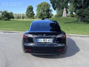 Черный Тесла Модель 3 2019 в Рига, объемом двигателя 0.00 л и пробегом 0 тыс. км за 18250 €, фото 6 на AUTOMOTO.COM.LV