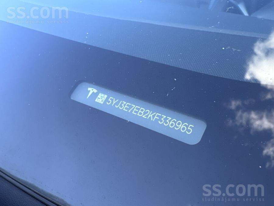 Черный Тесла Модель 3 2019 в Рига, объемом двигателя 0.00 л и пробегом 0 тыс. км за 18250 €, фото 22 на AUTOMOTO.COM.LV