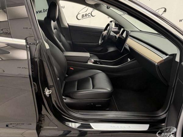 Melns Tesla Model 3 2019 Viļņa, ar dzinēja tilpumu 0.00 L un nobraukumu 142 tūkst. km par 15400 €, foto 5 vietnē AUTOMOTO.COM.LV