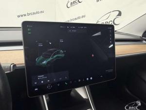 Black Tesla Model 3 2019 in Vilnius, with an engine capacity of 0.00 L and mileage of 142 thousand km for 15400 €, photo 29 on AUTOMOTO.COM.LV