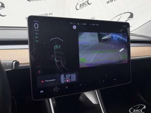 Black Tesla Model 3 2019 in Vilnius, with an engine capacity of 0.00 L and mileage of 142 thousand km for 15400 €, photo 30 on AUTOMOTO.COM.LV
