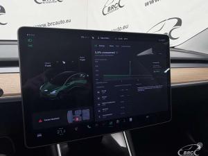 Black Tesla Model 3 2019 in Vilnius, with an engine capacity of 0.00 L and mileage of 142 thousand km for 15400 €, photo 31 on AUTOMOTO.COM.LV