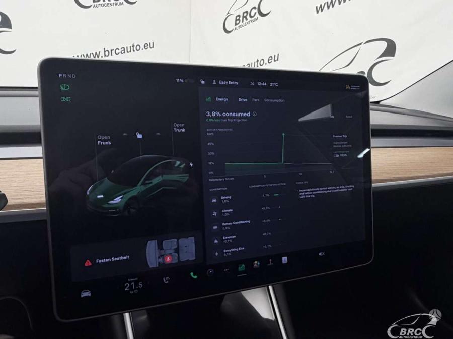 Black Tesla Model 3 2019 in Vilnius, with an engine capacity of 0.00 L and mileage of 142 thousand km for 15400 €, photo 31 on AUTOMOTO.COM.LV
