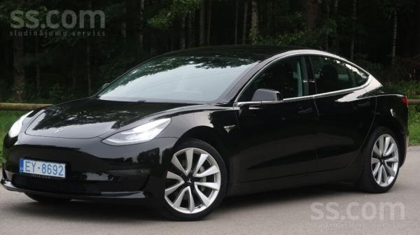 Black Tesla Model 3 2019 in Riga, with an engine capacity of 0.00 L and mileage of 166 thousand km for 17150 €, photo 1 on AUTOMOTO.COM.LV
