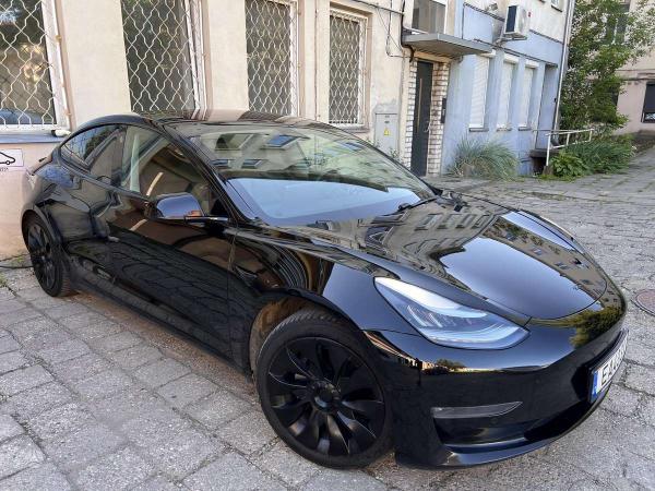 Melns Tesla Model 3 2019 Kauņa, ar dzinēja tilpumu 0.00 L un nobraukumu 159 tūkst. km par 19400 €, foto 7 vietnē AUTOMOTO.COM.LV