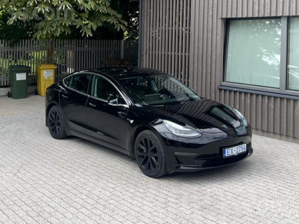 Melns Tesla Model 3 2019 Rīga, ar dzinēja tilpumu 0.00 L un nobraukumu 225 tūkst. km par 15500 €, foto  vietnē AUTOMOTO.COM.LV