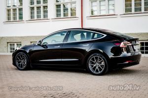 Melns Tesla Model 3 2019 Tallina, ar dzinēja tilpumu 0.00 L un nobraukumu 176 tūkst. km par 19500 €, foto 5 vietnē AUTOMOTO.COM.LV