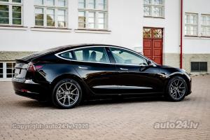 Melns Tesla Model 3 2019 Tallina, ar dzinēja tilpumu 0.00 L un nobraukumu 176 tūkst. km par 19500 €, foto 7 vietnē AUTOMOTO.COM.LV