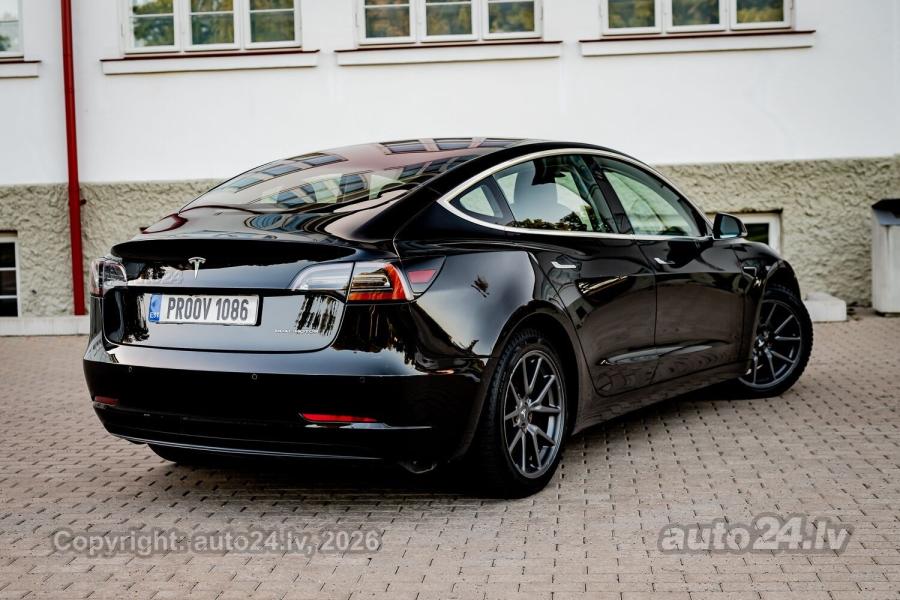 Melns Tesla Model 3 2019 Tallina, ar dzinēja tilpumu 0.00 L un nobraukumu 176 tūkst. km par 19500 €, foto 11 vietnē AUTOMOTO.COM.LV