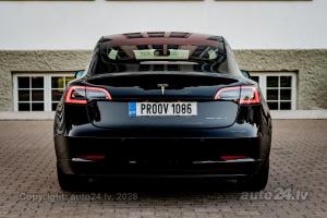 Melns Tesla Model 3 2019 Tallina, ar dzinēja tilpumu 0.00 L un nobraukumu 176 tūkst. km par 19500 €, foto 12 vietnē AUTOMOTO.COM.LV