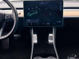 Melns Tesla Model 3 2019 Viļņa, ar dzinēja tilpumu 0.00 L un nobraukumu 142 tūkst. km par 14800 €, foto 16 vietnē AUTOMOTO.COM.LV