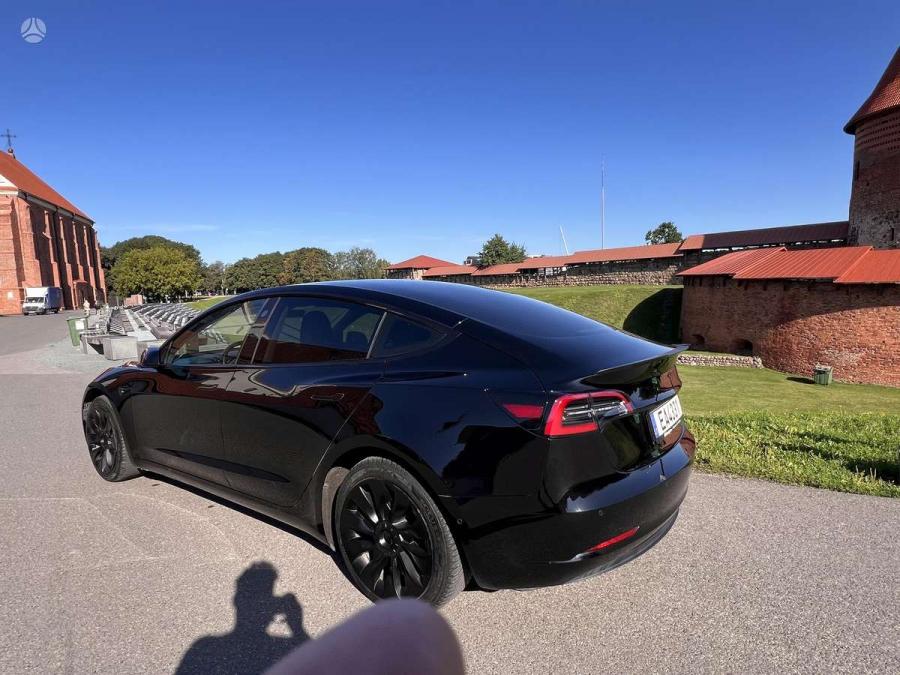Melns Tesla Model 3 2019 Kauņa, ar dzinēja tilpumu 0.00 L un nobraukumu 159 tūkst. km par 17499 €, foto 10 vietnē AUTOMOTO.COM.LV