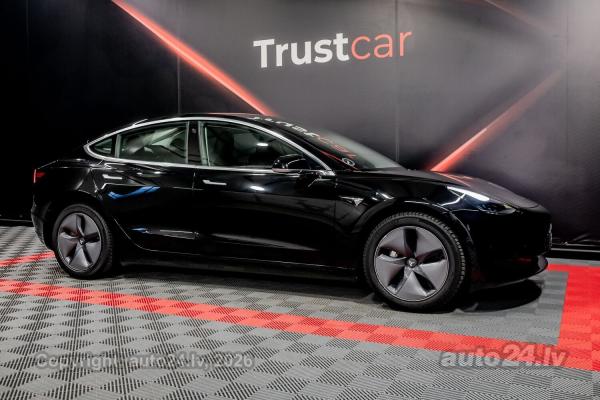 Black Tesla Model 3 2019 in Parnu, with an engine capacity of 0.00 L and mileage of 157 thousand km for 18800 €, photo 8 on AUTOMOTO.COM.LV
