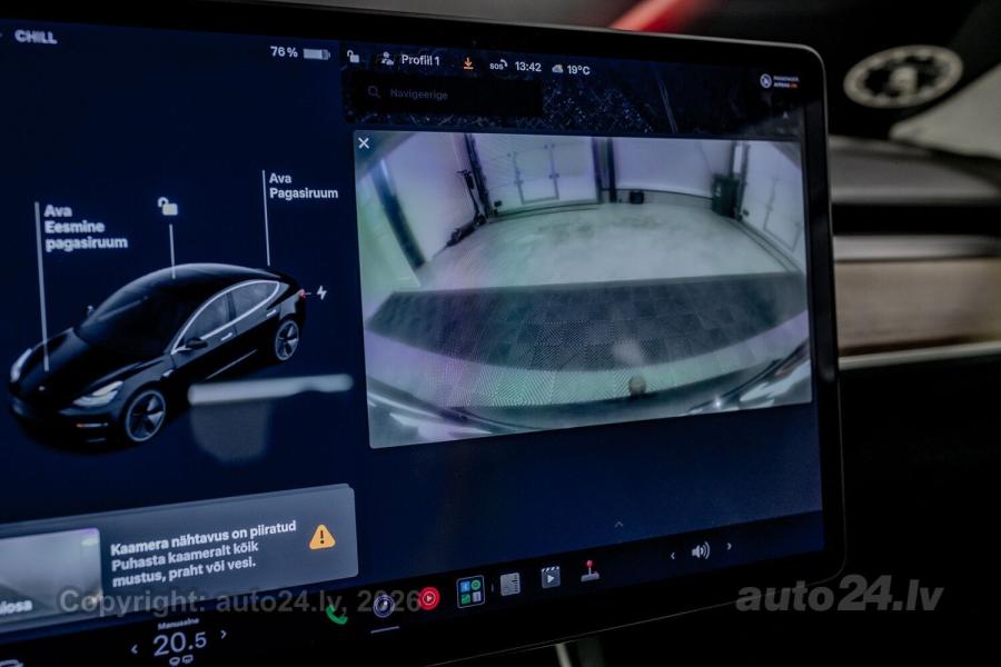 Melns Tesla Model 3 2019 Pērnava, ar dzinēja tilpumu 0.00 L un nobraukumu 157 tūkst. km par 18800 €, foto 24 vietnē AUTOMOTO.COM.LV