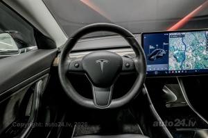 Melns Tesla Model 3 2019 Pērnava, ar dzinēja tilpumu 0.00 L un nobraukumu 157 tūkst. km par 18800 €, foto 25 vietnē AUTOMOTO.COM.LV