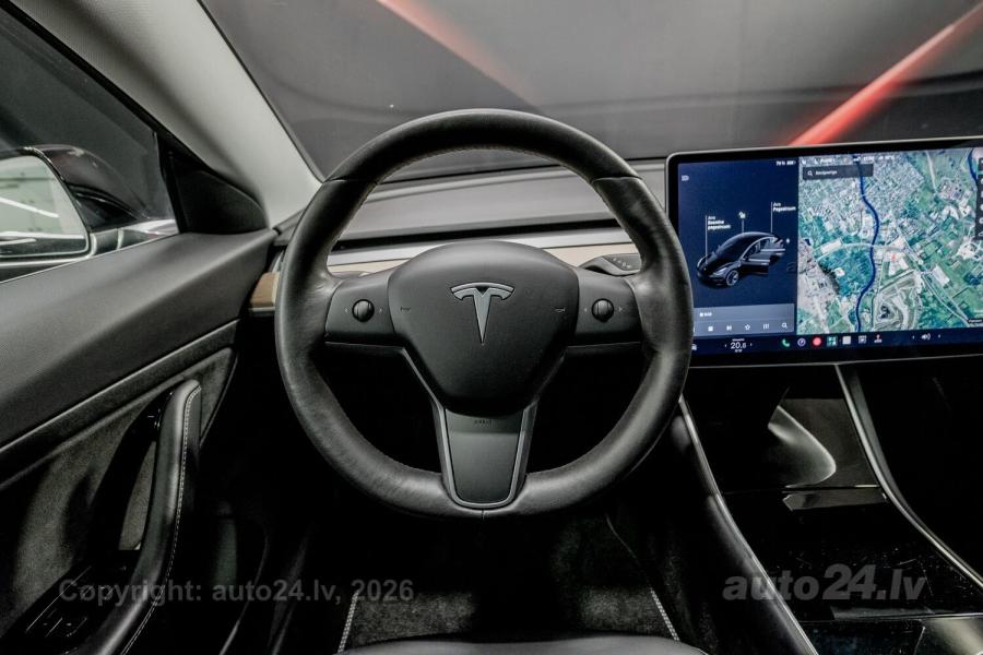 Melns Tesla Model 3 2019 Pērnava, ar dzinēja tilpumu 0.00 L un nobraukumu 157 tūkst. km par 18800 €, foto 25 vietnē AUTOMOTO.COM.LV