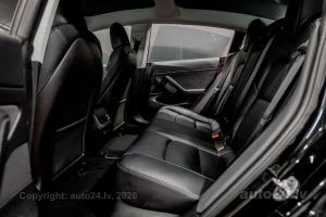 Melns Tesla Model 3 2019 Pērnava, ar dzinēja tilpumu 0.00 L un nobraukumu 157 tūkst. km par 18800 €, foto 27 vietnē AUTOMOTO.COM.LV