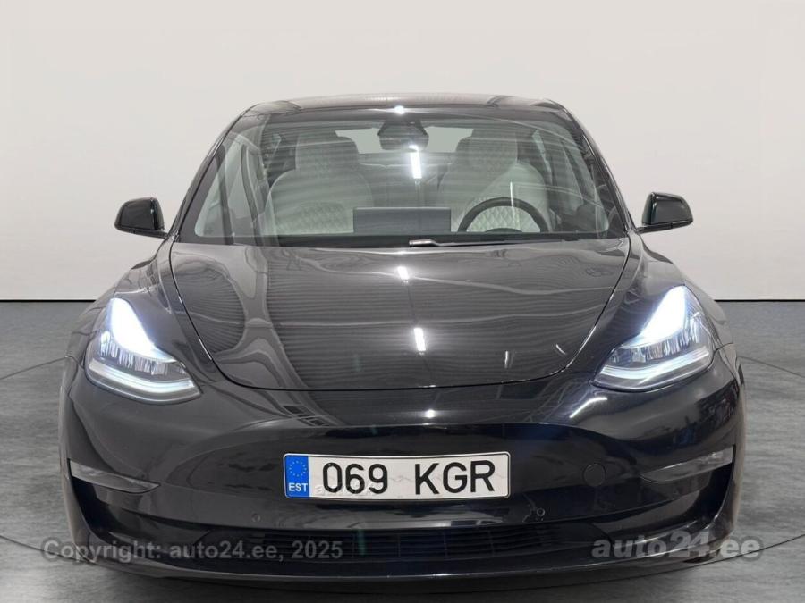 Melns Tesla Model 3 2020 Tallina, ar dzinēja tilpumu 0.00 L un nobraukumu 92 tūkst. km par 25900 €, foto 7 vietnē AUTOMOTO.COM.LV